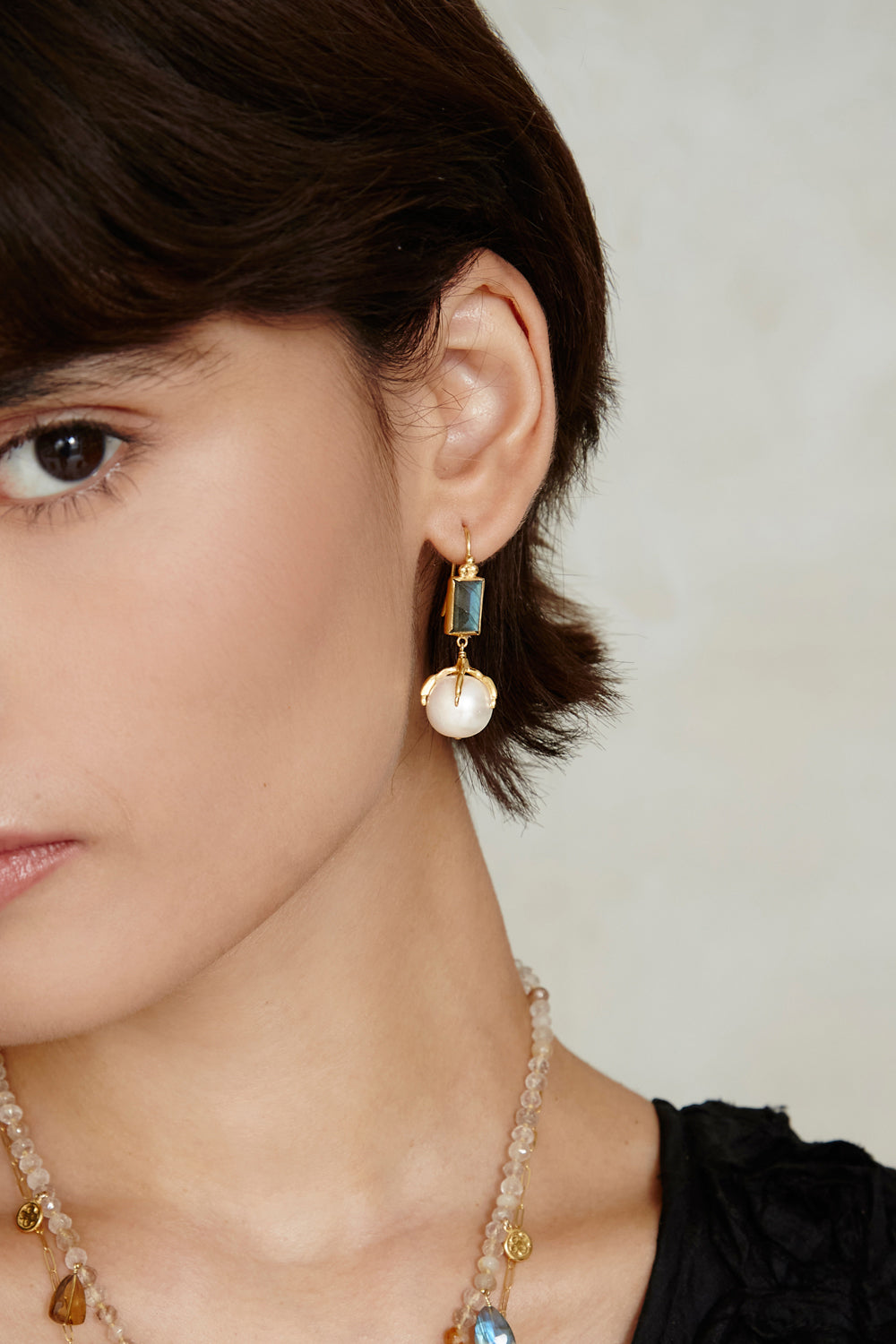 Lark Earrings White Pearl Mix – Chan Luu