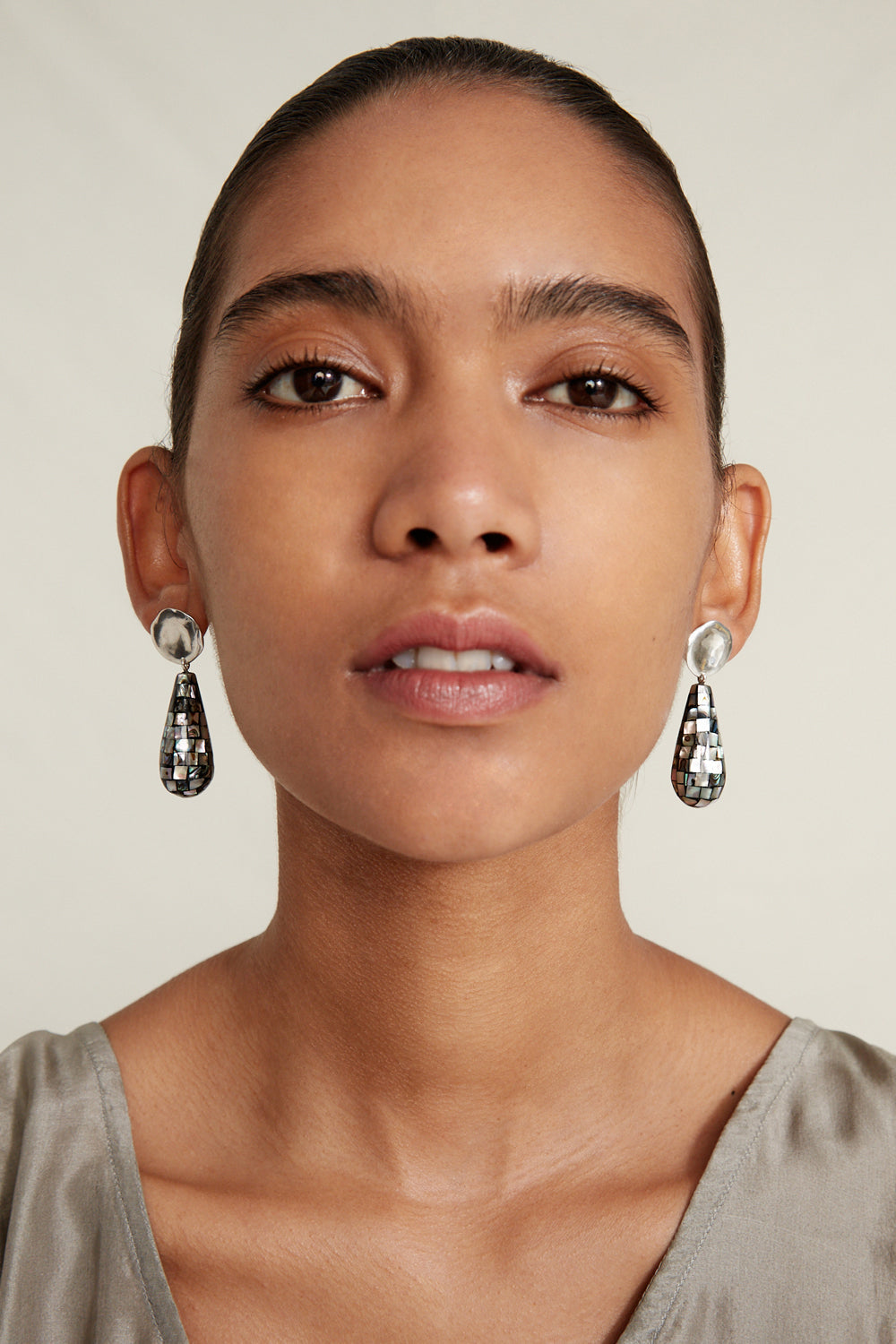 Siren Drop Earrings Abalone – Chan Luu